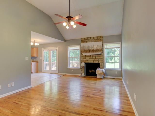 1492 Cedar Springs Cir