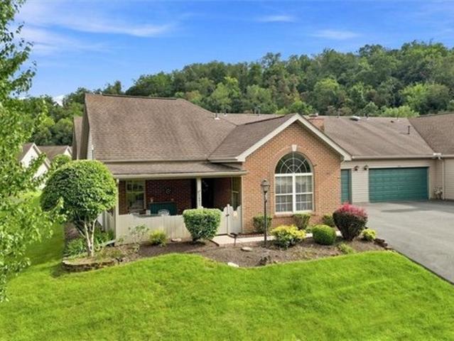 1492 Greenbriar Dr, South Park, PA 15129