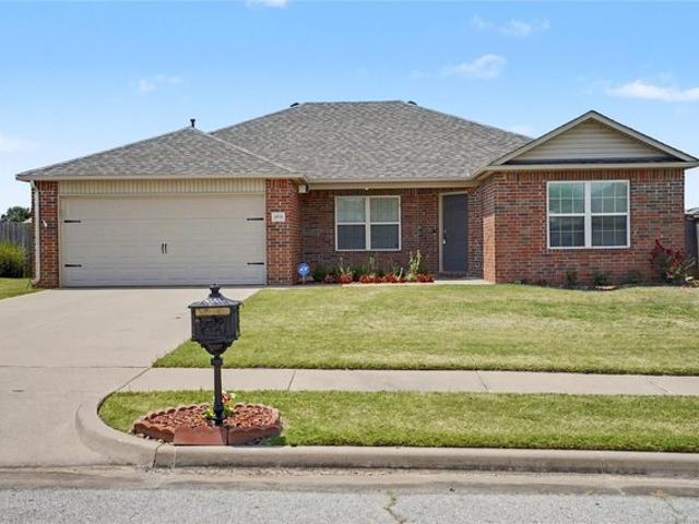 14930 S Pin Oak St, Glenpool, OK 74033
