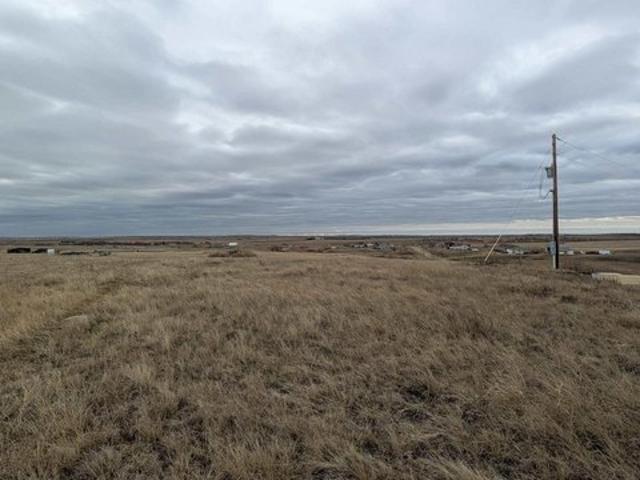 14932 Cochise St, Williston, ND 58801