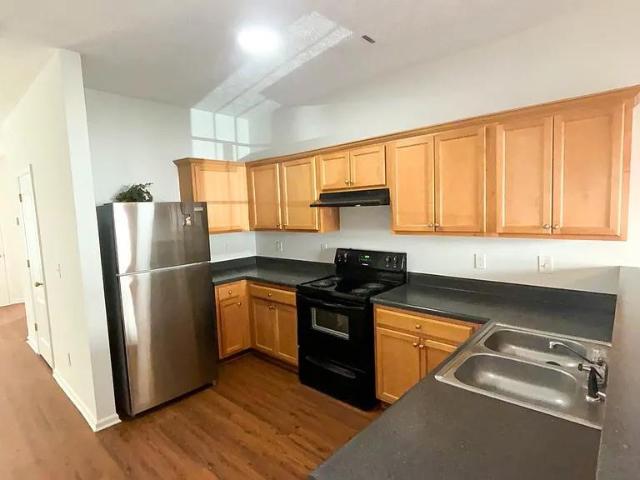 1493 Ashley Way