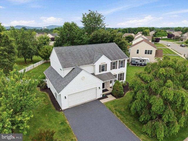 149 Countryside Ln, Marietta, PA 17547