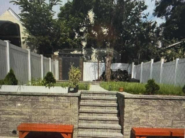 149 Camden St
