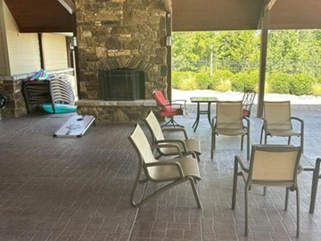 149 Centerview Rd, Murray, KY 42071
