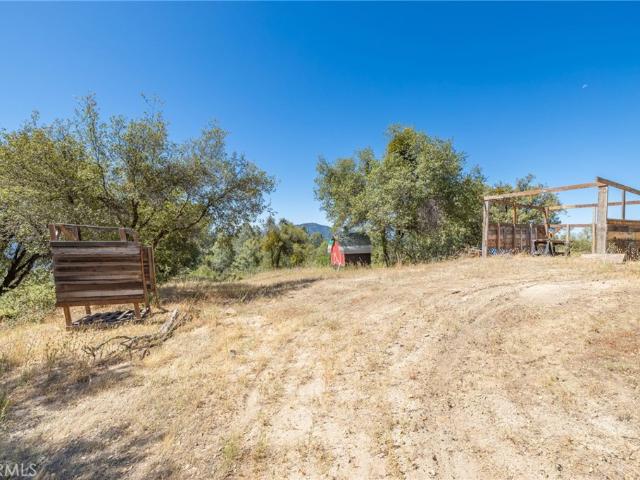 149 Acres Old Yosemite Road