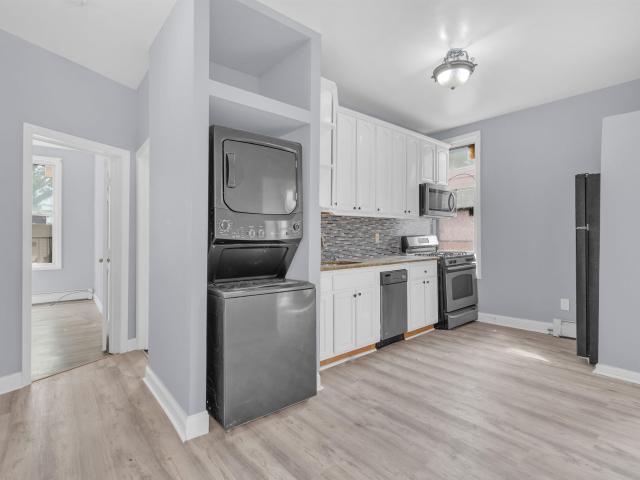 149 Bowers St # 3