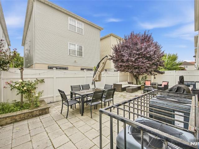 149 Bellair Place