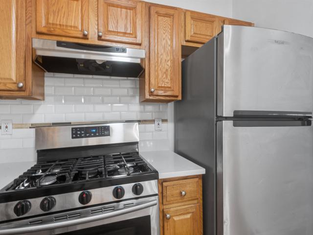 149 Grant Ave # 2C