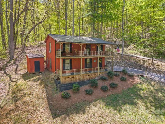 149 Greentree Lane