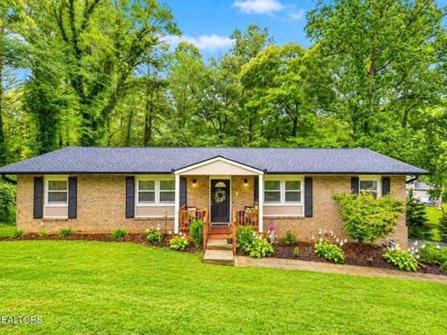 149 Greystone Dr, Oak Ridge, TN 37830