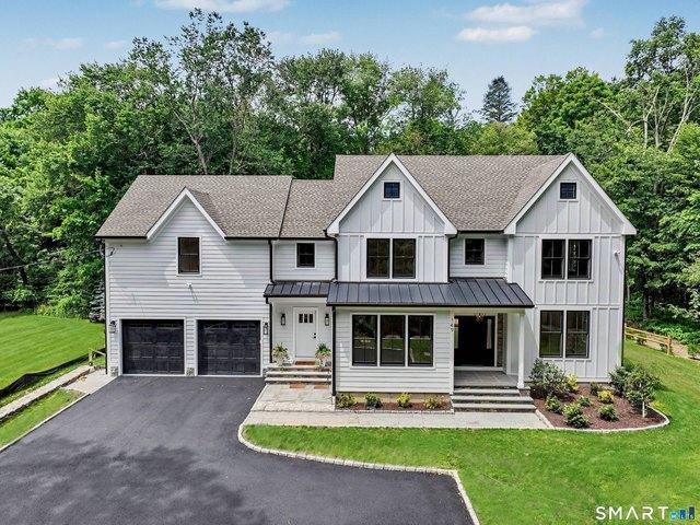 149 Don Bob Rd, Stamford, CT 06903