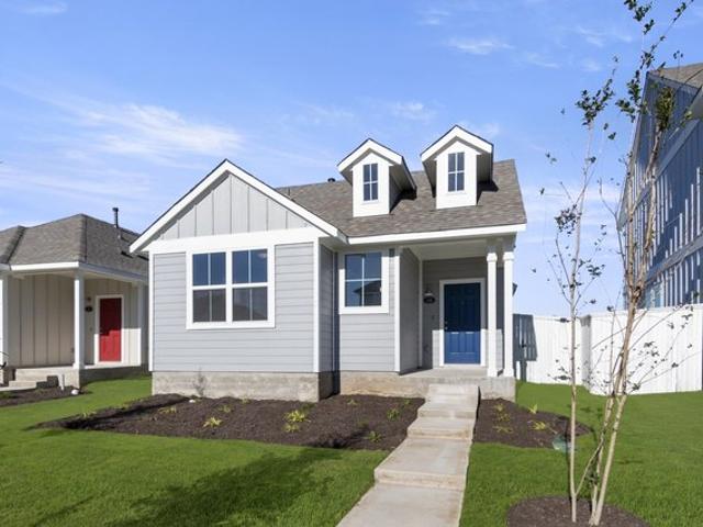 149 Daylily Dr, Elgin, TX 78621