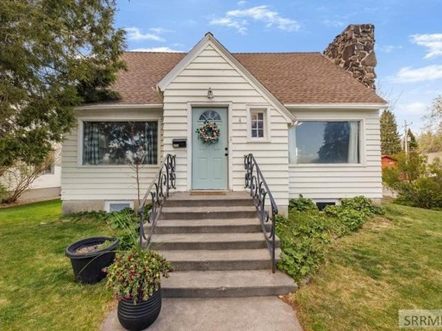 149 E Main St, Saint Anthony, ID 83445
