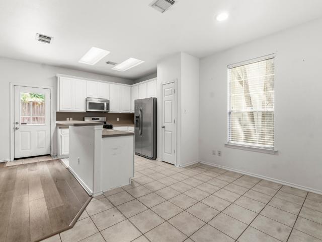 149 E Summerhaze Circle