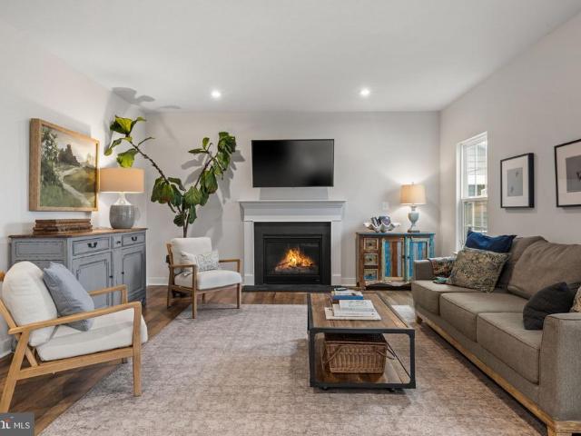 149 Emperor Drive