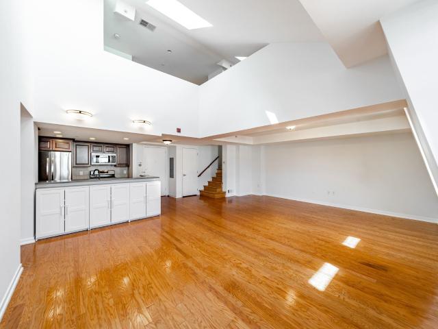 149 Essex St # 6L