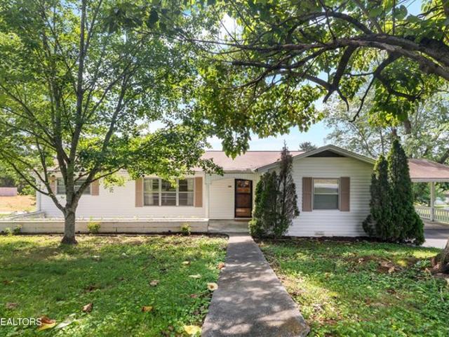 149 Holbrook Ave, Lenoir City, TN 37771