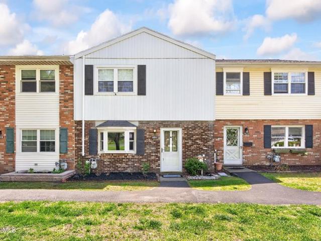 149 Hague Blvd Unit C, Glenmont, NY 12077