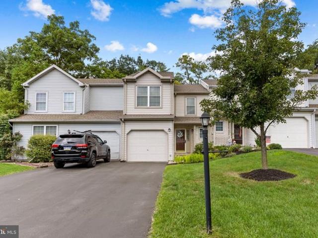 149 Hiddenwood Dr, Harrisburg, PA 17110