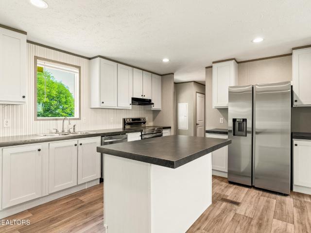 149 Hill Loop