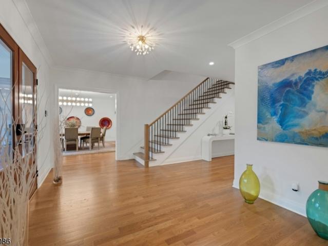 149 Hillcrest Ave