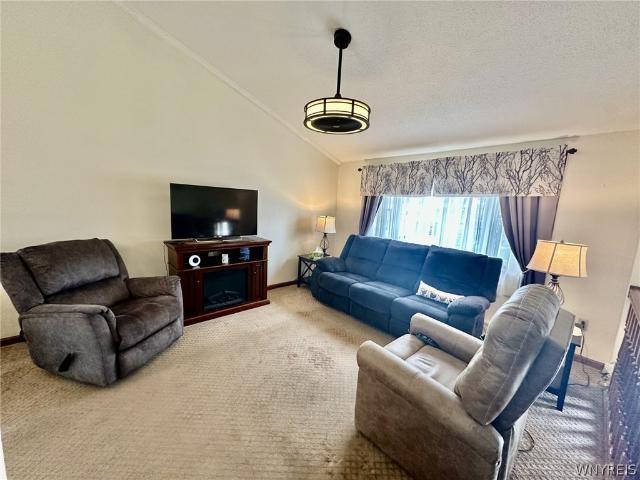 149 Hillpine Road