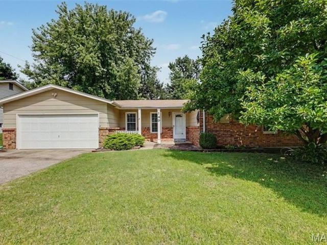 149 Hunters Rdg, Saint Charles, MO 63301