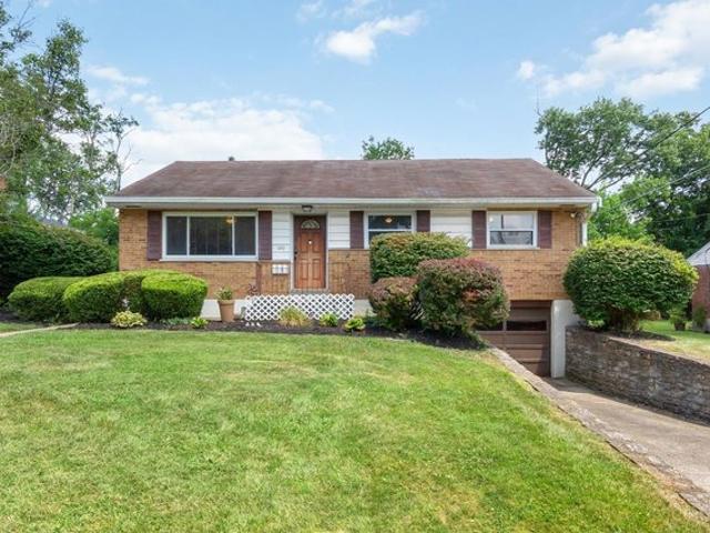 149 Ireland Ave, Greenhills, OH 45218