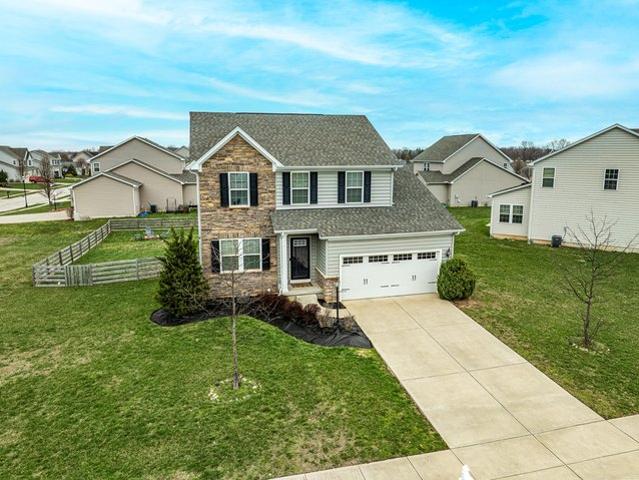 149 Irongate Dr, Englewood, OH 45322