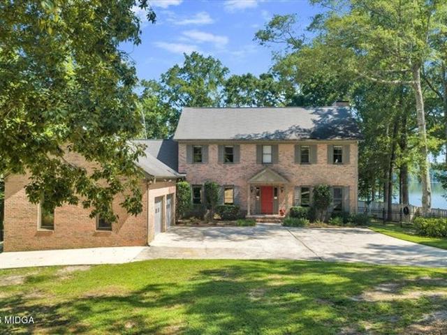 149 Island View Dr, Lizella, GA 31052