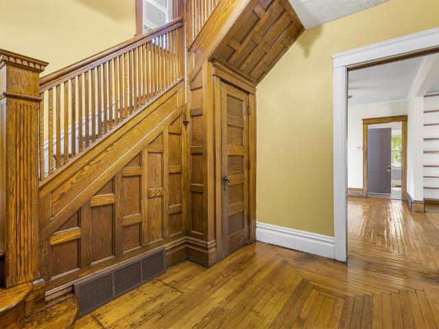 149 Oaklawn Avenue