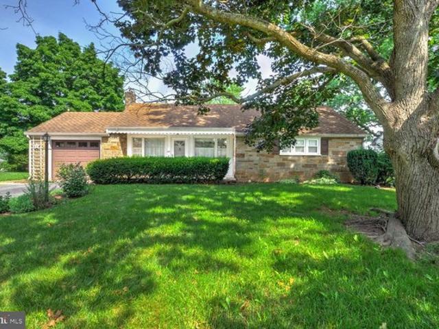 149 Owl Hill Rd, Lititz, PA 17543