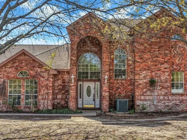 149 Lakeview Dr, Aledo, TX 76008