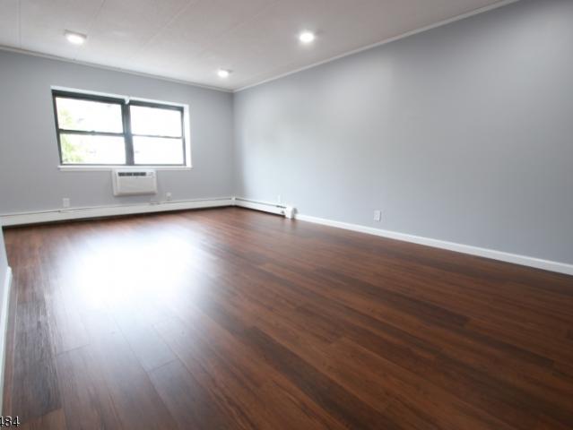 149 Main St, Unit 1B, Millburn, NJ 07041 | MLS #4014