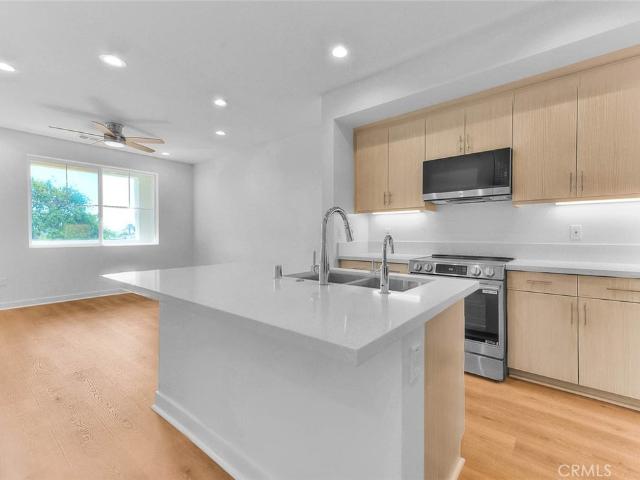 149 N 1st Avenue