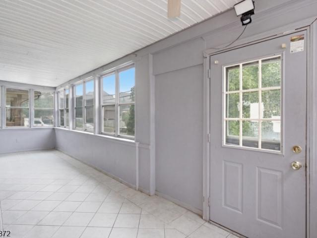 149 N Essex Ave