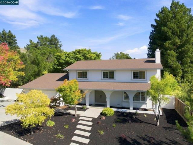149 Sandringham Dr S, Moraga, CA 94556