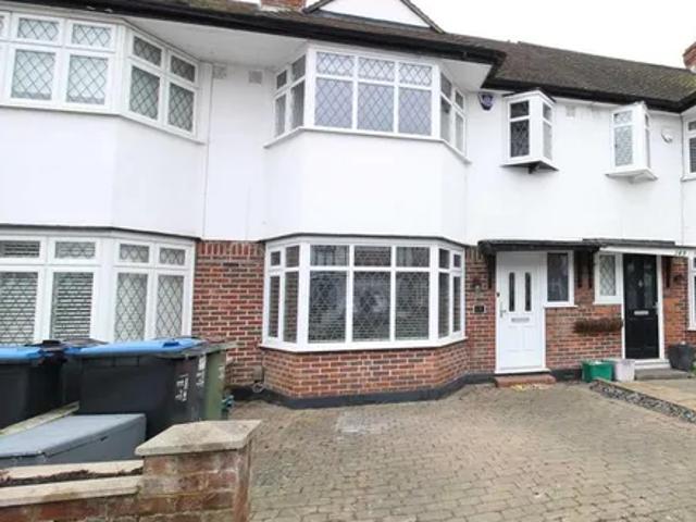 149 Seymour Avenue, London, SM4 4RA, United Kingdom | 3 bed townhouse for rent #139621680 | Rentberry