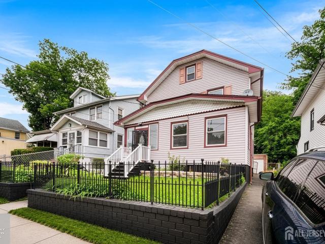 149 Summer Avenue