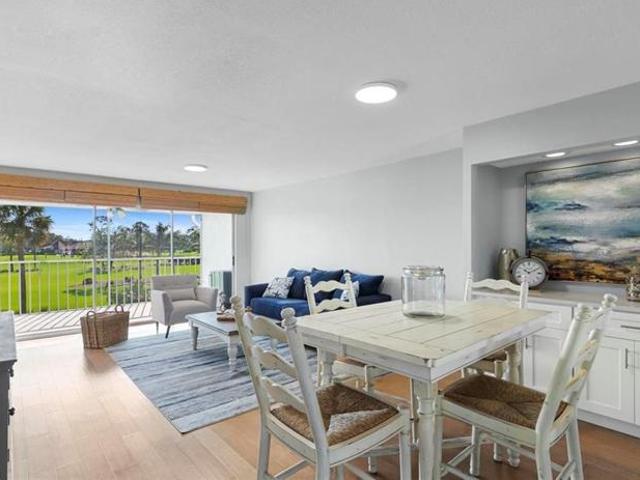 149 Palm Dr #18, Naples, FL 34112