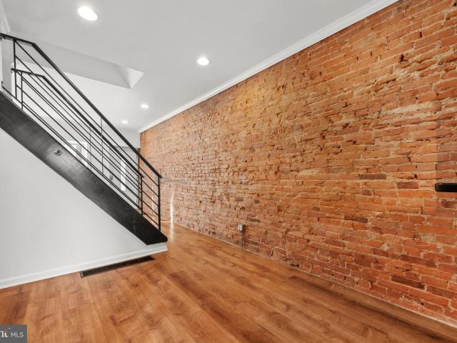 149 Pierce St, Philadelphia, PA