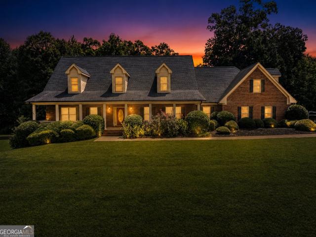 149 Robson Trail