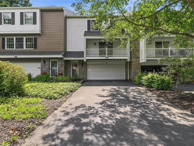 149 Roscommon Pl, Canonsburg, PA 15317