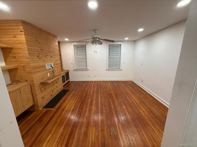 149 W Kingsbridge Road 1