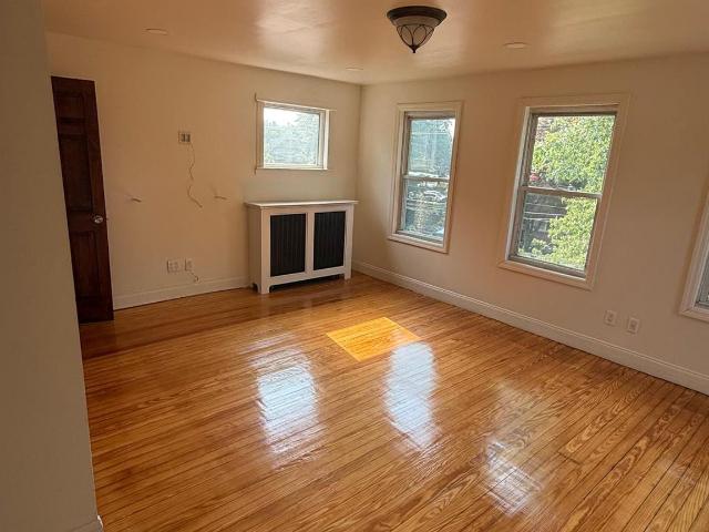 149 W Kingsbridge Road 3