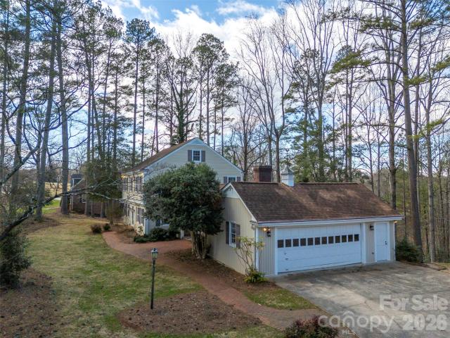 149 Woodbriar Drive