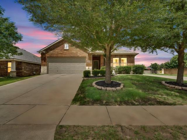 149 Valley Ranch Dr, Waxahachie, TX 75165