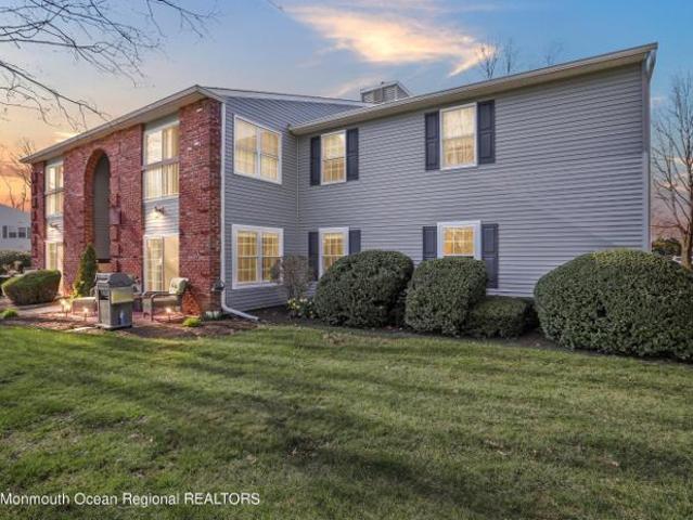 14 4 Providence Ct, Freehold, NJ 07728