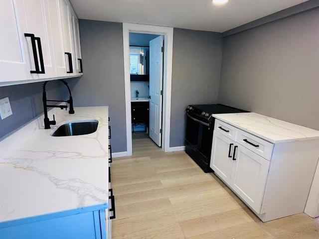 14 11 Cross Bay Boulevard