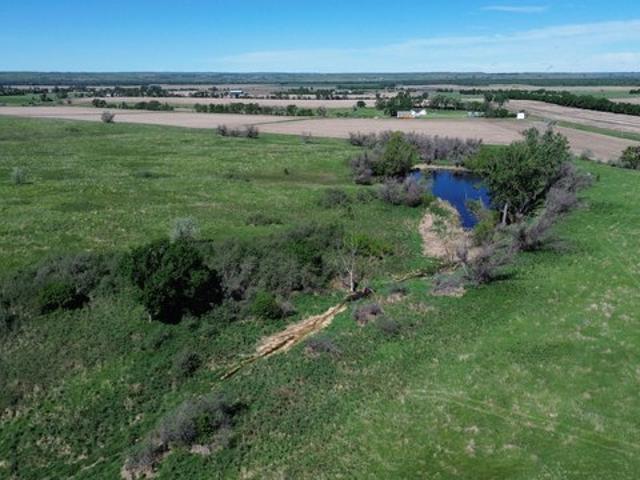 14 1/2 St SW, Wilton, ND 58579